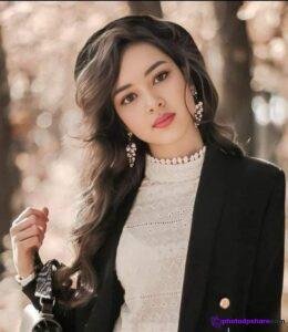 58+ Cute Profile Pic for Girls to Show Beauty and Confidence