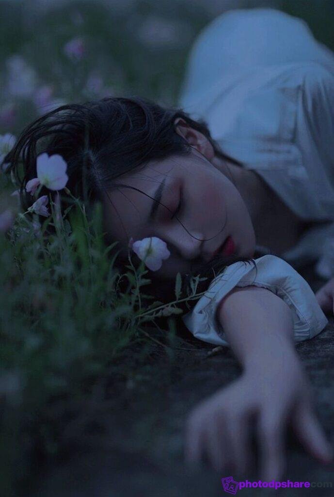 62+ Sad Girl DP for Heartbroken and Emotional Profiles